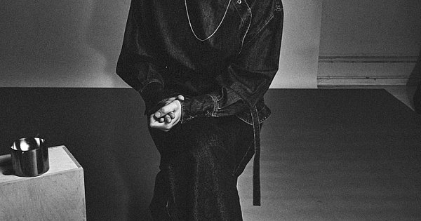 RECOMMENDED RECORD; Aldous Harding: Warm Chris (Flying Nun) | Elsewhere ...