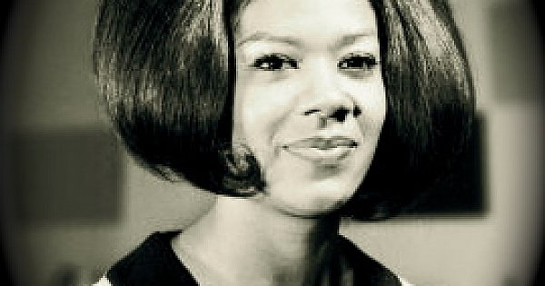 JEANETTE JONES DISCOVERED (2016): Such a sweet mystery | Elsewhere by ...