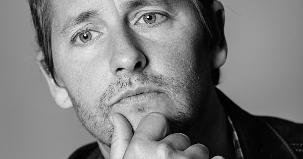 JOSH ROUSE PROFILED (2002): The stars come out | Elsewhere by Graham Reid