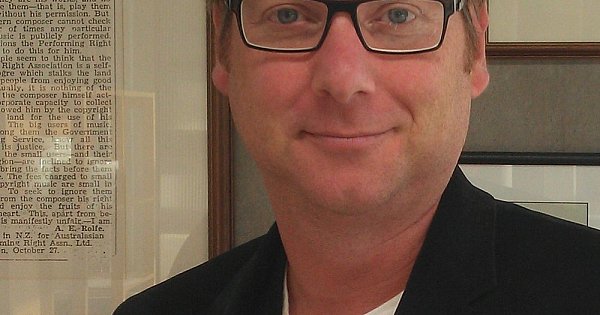 THE FAMOUS ELSEWHERE QUESTIONNAIRE: Peter Dickens | Elsewhere by Graham ...