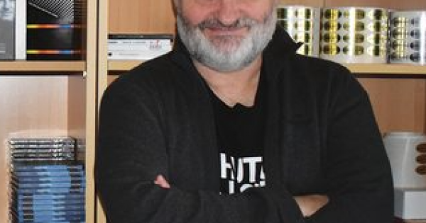 THE FAMOUS ELSEWHERE PRODUCER QUESTIONNAIRE . . . Steve Garden of ...