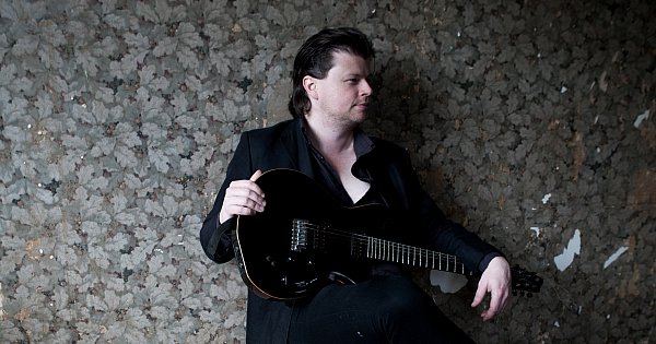 THE FAMOUS ELSEWHERE BLUES QUESTIONNAIRE . . . Tom Rodwell | Elsewhere ...