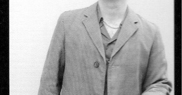 THE FAMOUS ELSEWHERE QUESTIONNAIRE: Daniel Hewson | Elsewhere by Graham ...