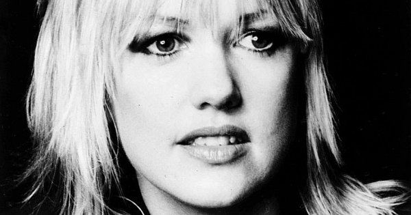 SHARON O'NEILL ACKNOWLEDGED (2017): This heart, this song, this legend ...