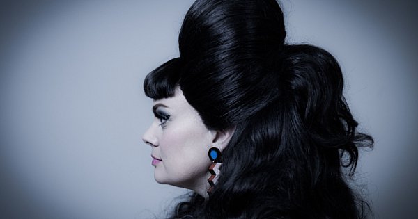 TAMI NEILSON, THE CAREER AND CHICKABOOM!: (2020) It's the Tami show ...